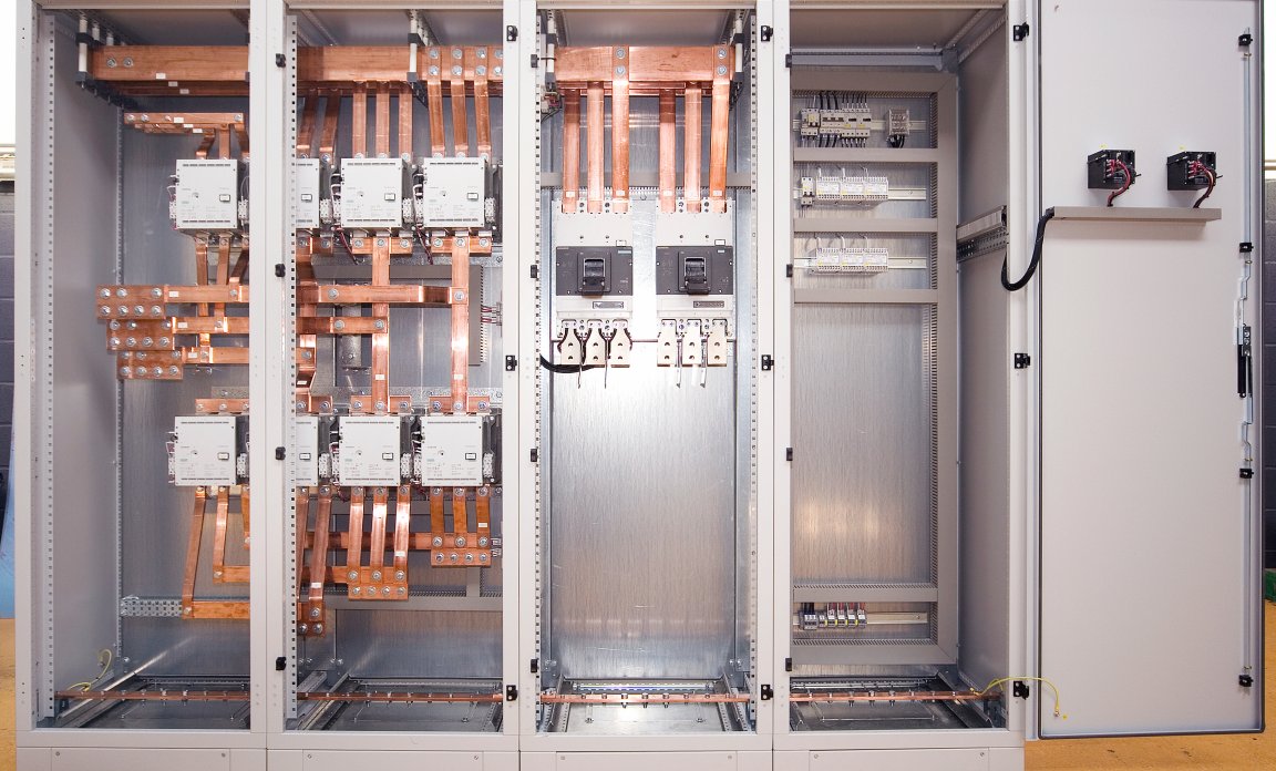 DC Busbar Systems for Reliable Energy Transmission