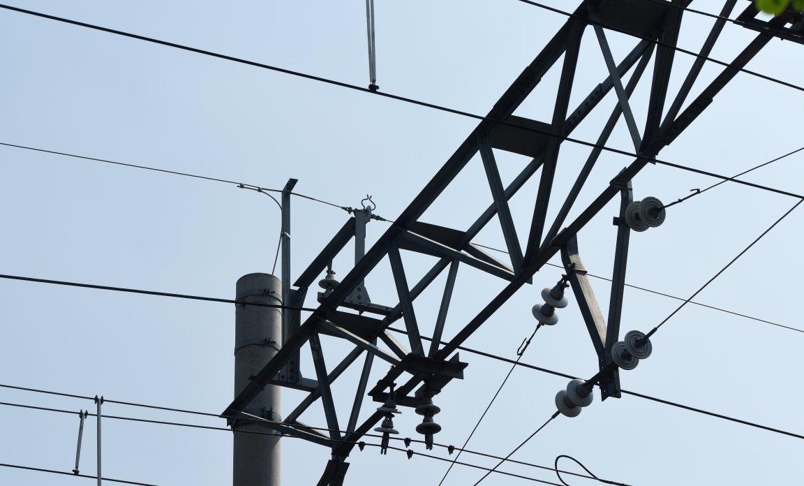 DC Busbar Systems for Reliable Energy Transmission